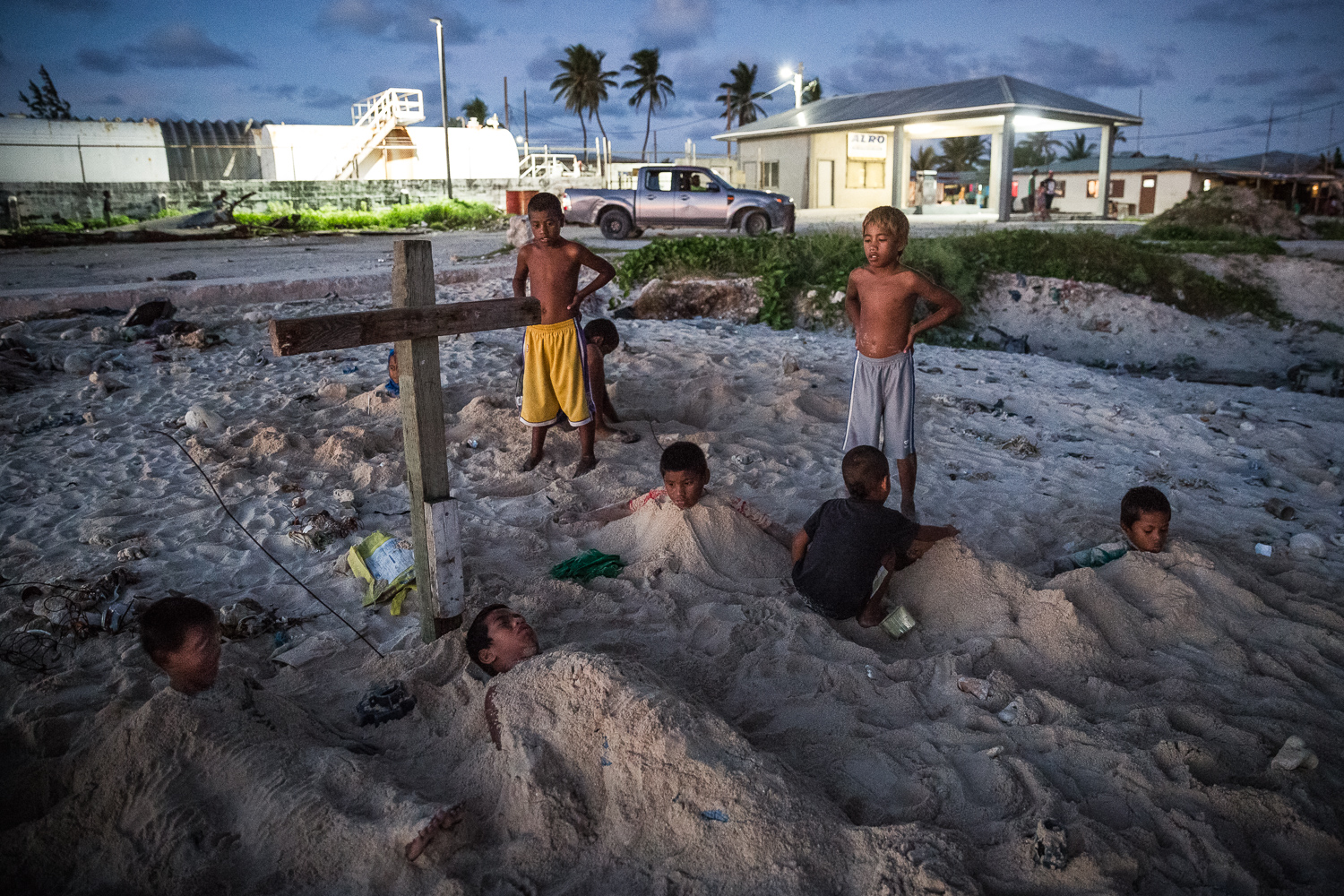 Atomic Dust - Vlad Sokhin