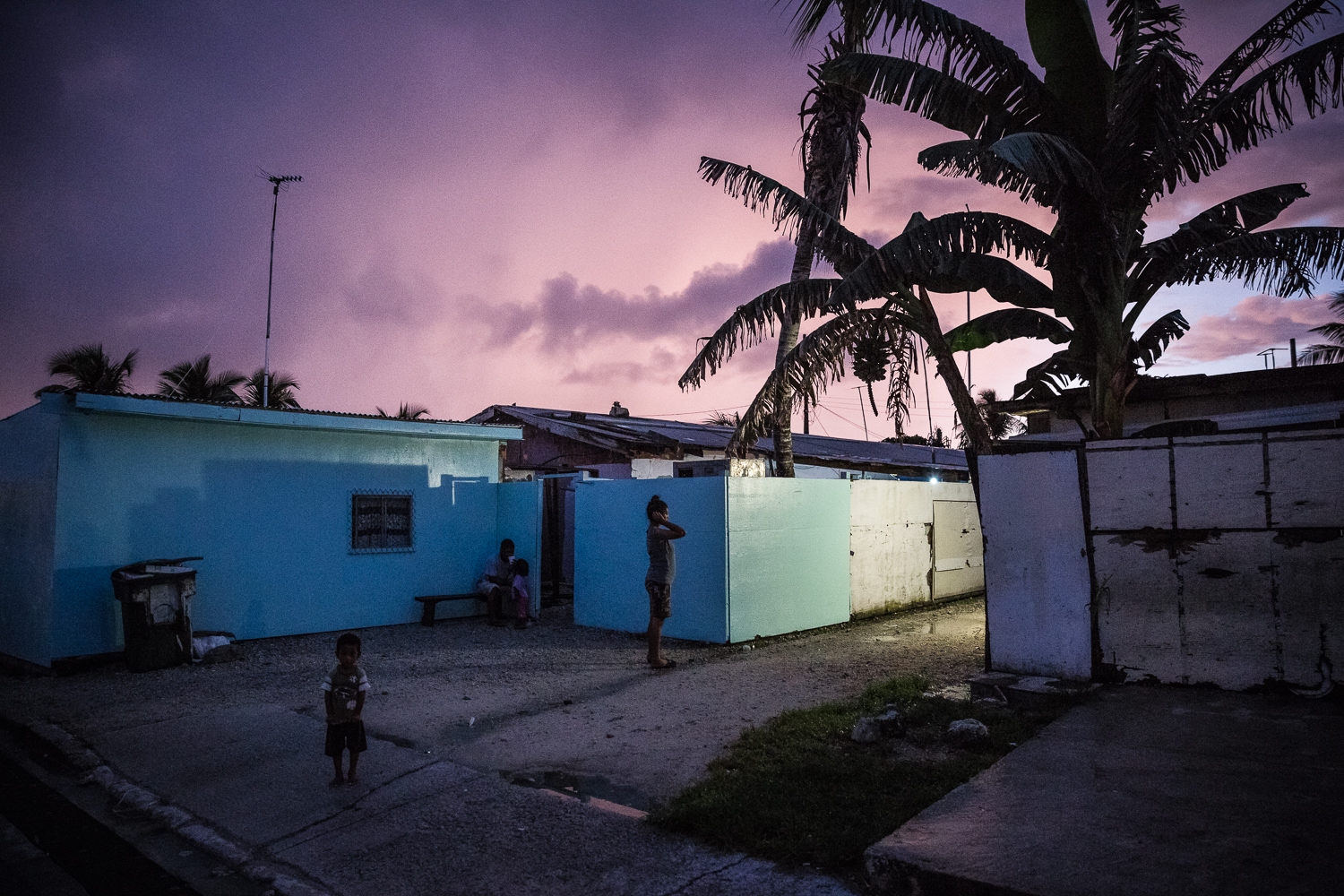 Atomic Dust - Vlad Sokhin