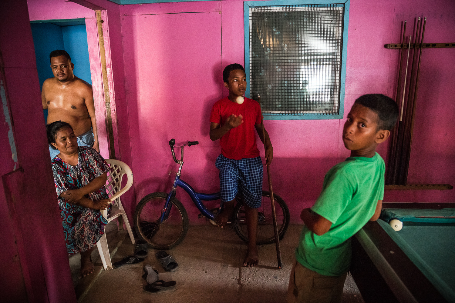 Atomic Dust - Vlad Sokhin